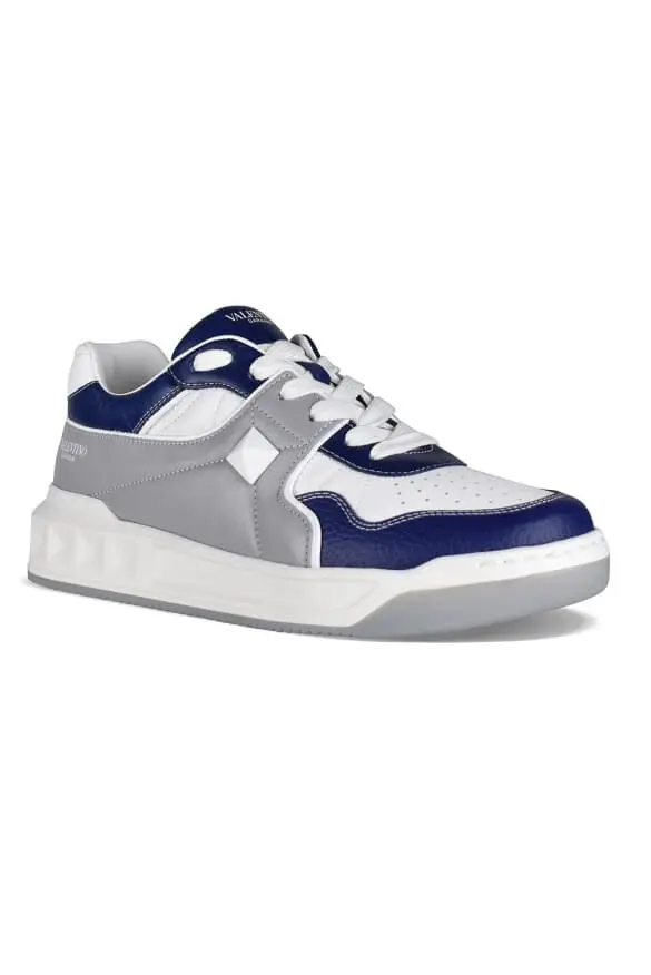 Valentino Garavani One Stud Sneakers - Gray