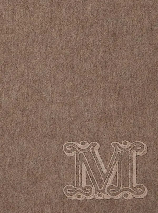 Max Mara Wsdalia Is A Beige Scarf In Tech Fabric And - Cream