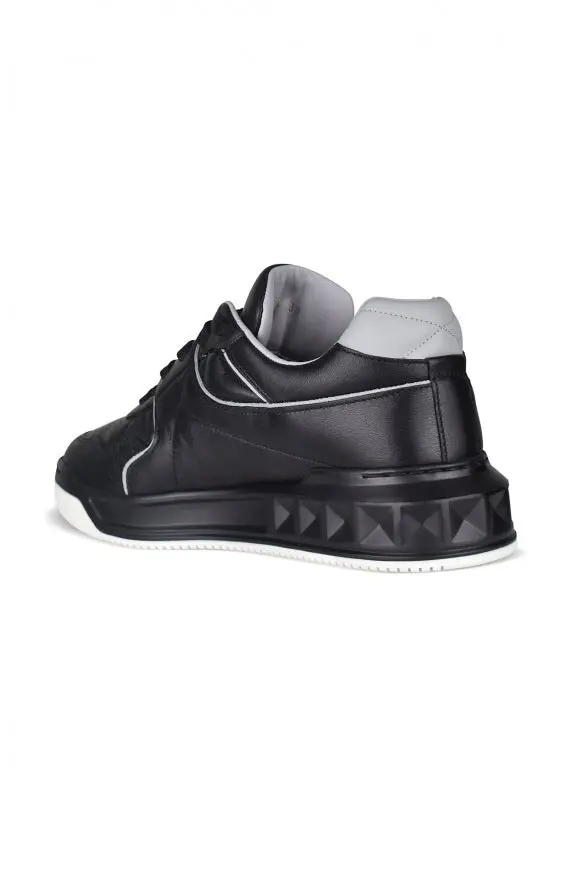 Valentino Garavani One Stud Leather Sneakers