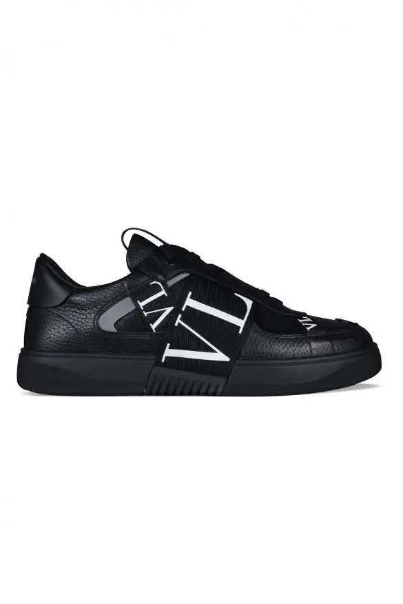 Valentino Garavani Vl7n Sneakers - Black
