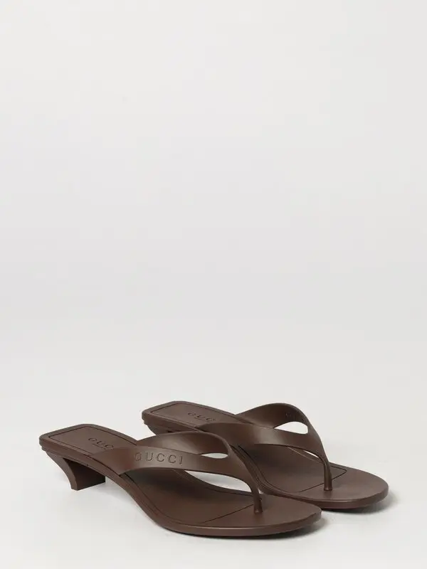 Gucci Vittoria Rubber Thong Sandals With Low Heel - Brown