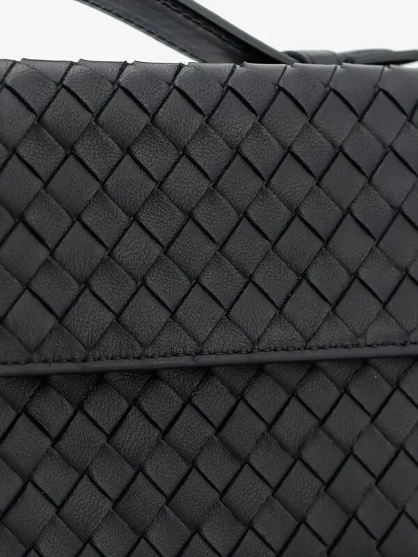Bottega Veneta Leather Wallet With Intrecciato Pattern