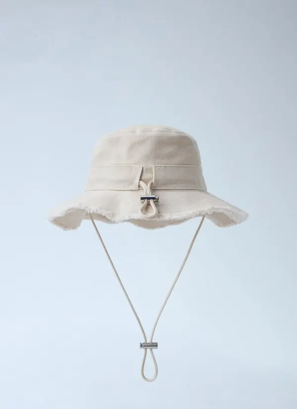 Jacquemus Le Bob Artichaut Bucket Hat - White