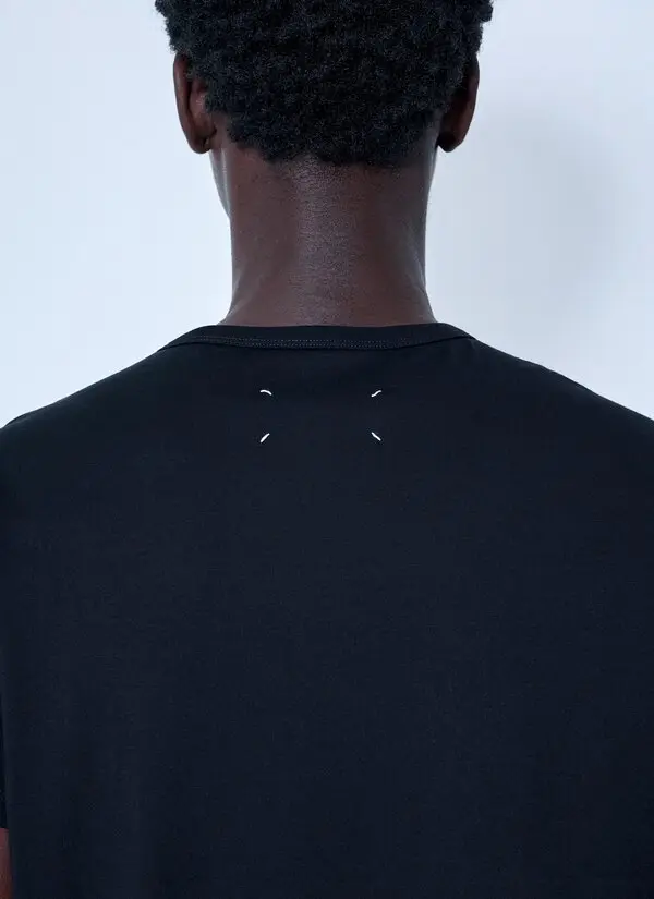 MAISON MARGIELA Regular T-shirt - Black