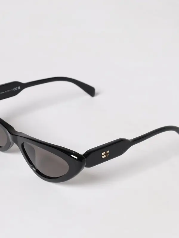 Miu Miu Triangular Frame Acetate Sunglasses With Contrast Logo - Black