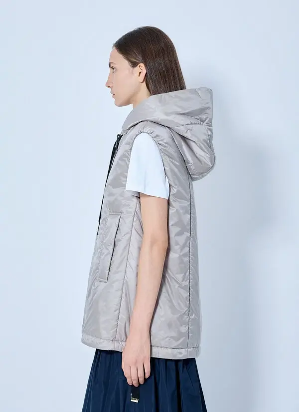 Max Mara Hooded Zip-up Vest