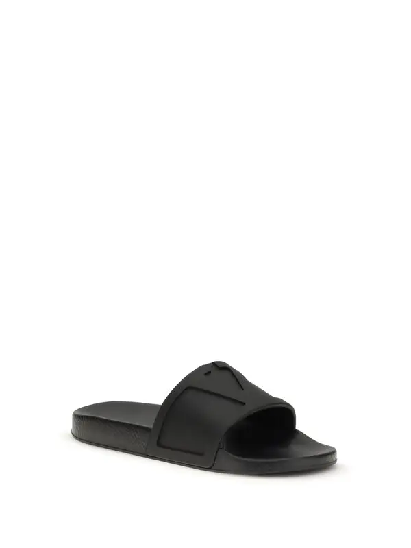 Valentino Garavani Pool Slide | Coolside