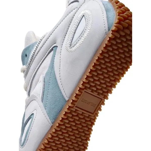 Axel Arigato Trainers