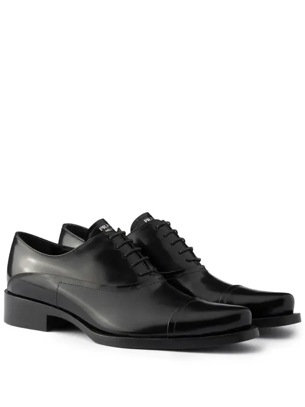 Prada Allacciate