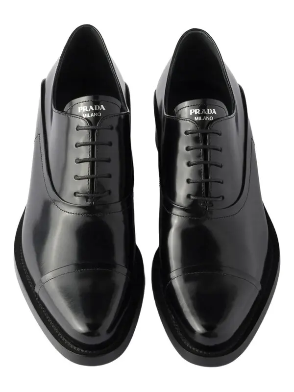 Prada Allacciate
