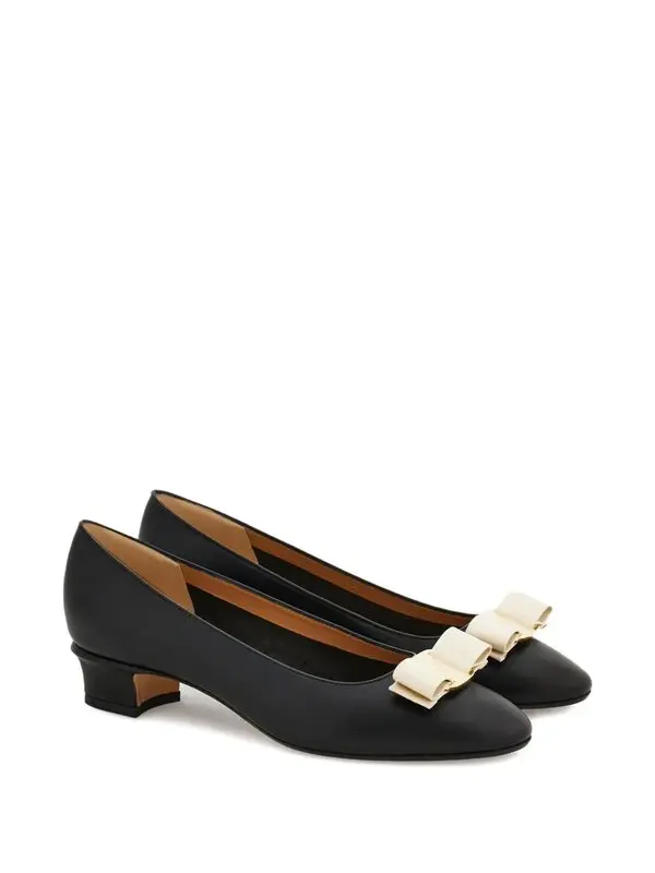 FERRAGAMO Vara 2.0 Smooth Leather Décollet