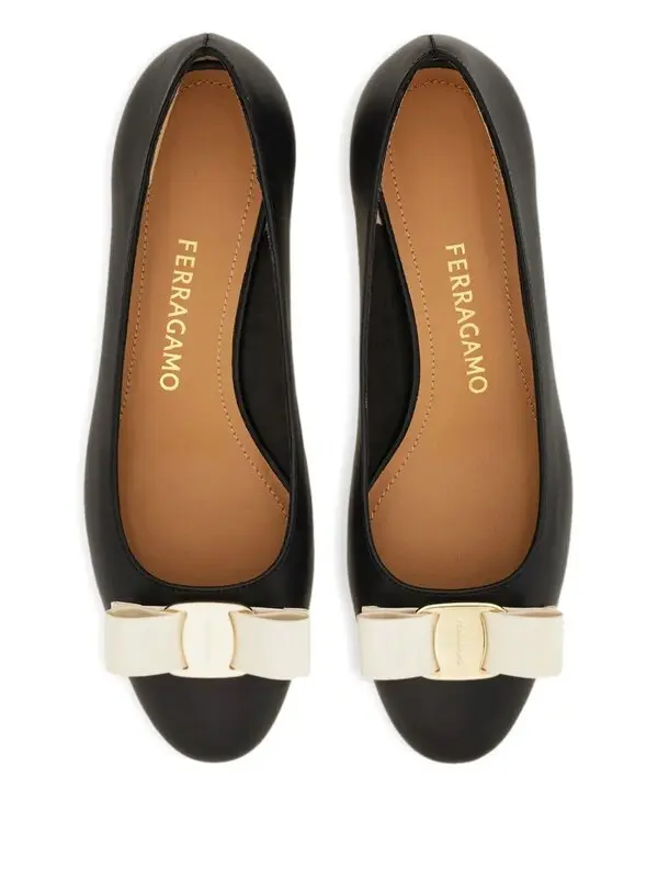 FERRAGAMO Vara 2.0 Smooth Leather Décollet