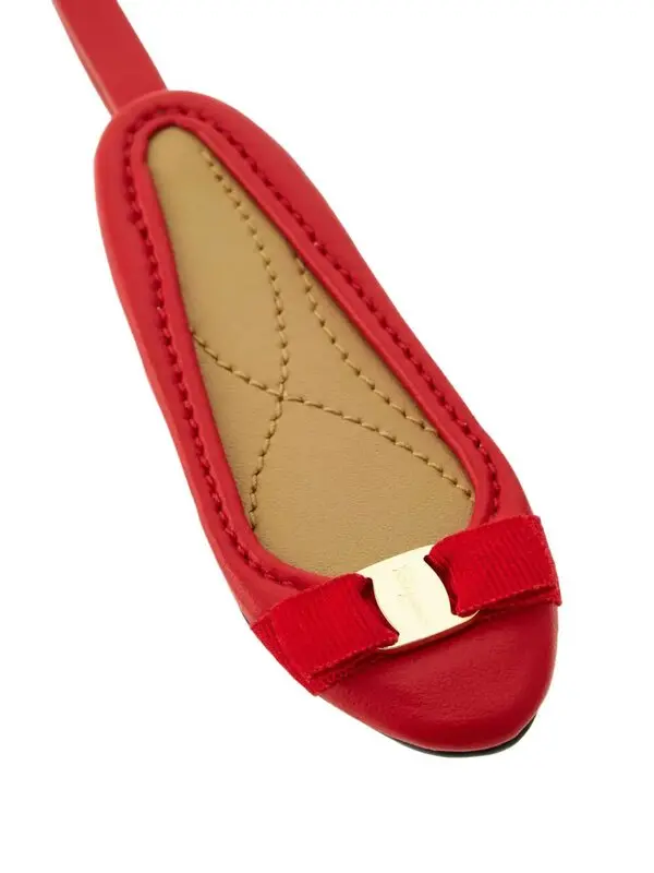 FERRAGAMO Varina Charm