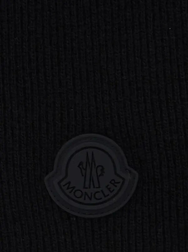 Moncler Black Scarf With Logo Patch On The Front In Wool For