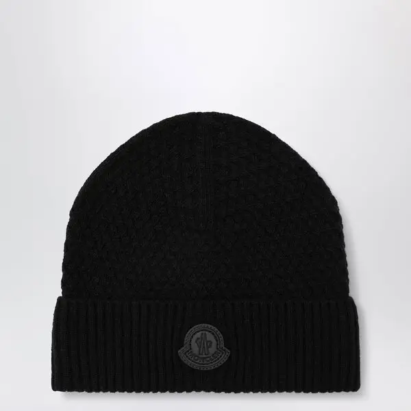Moncler Wool Beanie With Logo Patch - Black