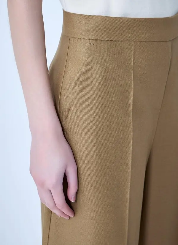Max Mara Linen Bermuda Shorts