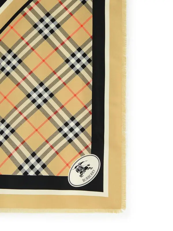 Burberry Beige Wool Scarf - Cream
