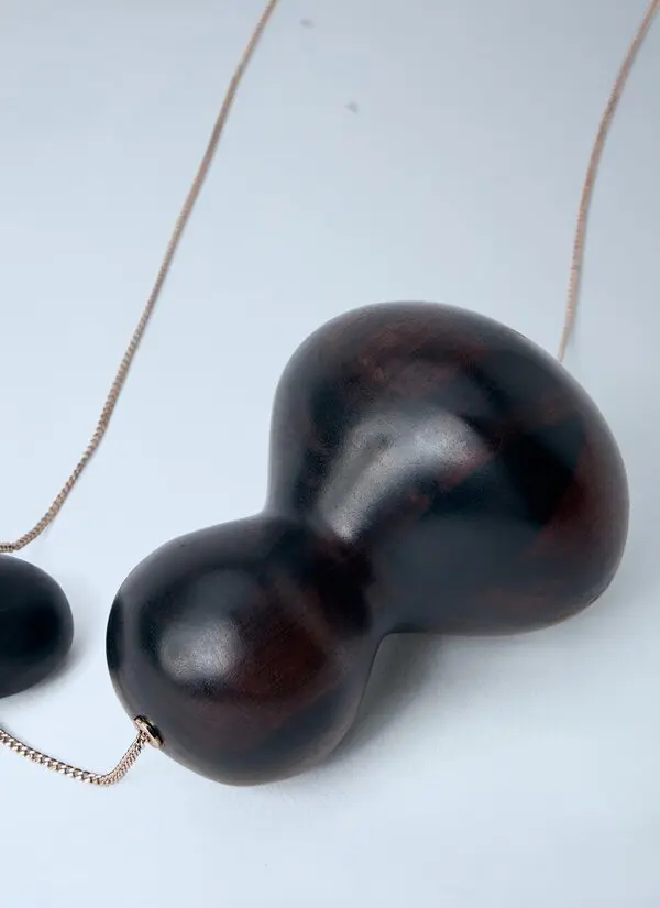 Max Mara Sculptural Wood Pendant Necklace - Black