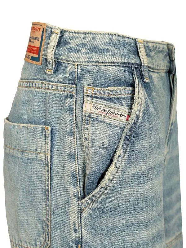 DIESEL® Relaxed Low Waist Jeans 1996 D-sire - Blue