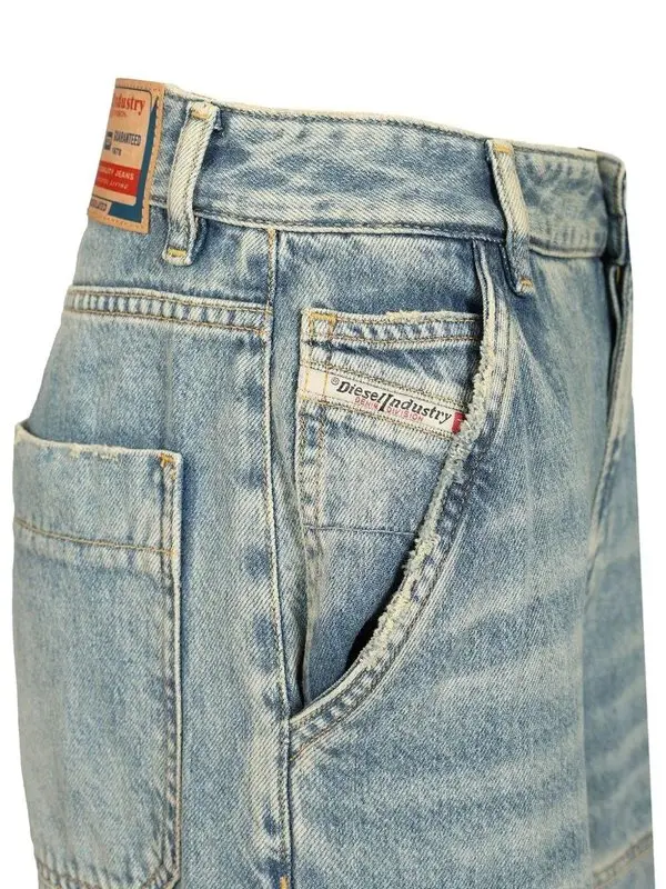 DIESEL® Relaxed Low Waist Jeans 1996 D-sire - Blue