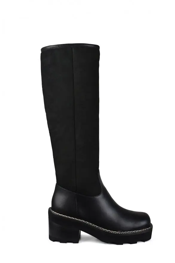 Gabriela Hearst Vylos Boots - Black