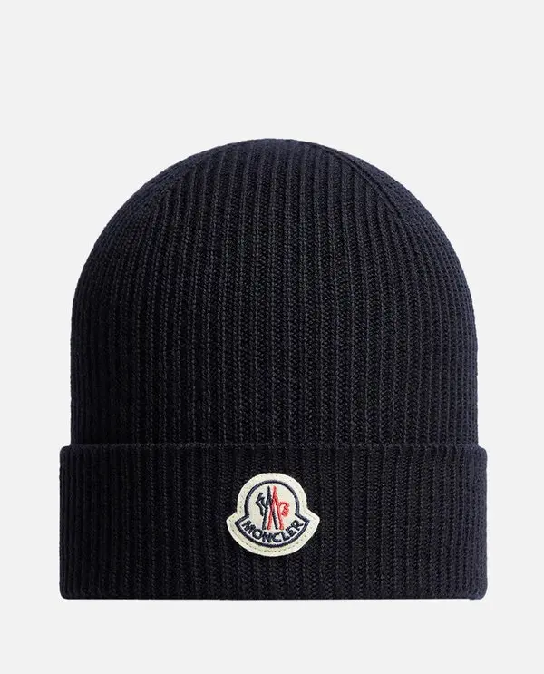 Moncler Ribbed Beanie With Logo Detail - Multicolor