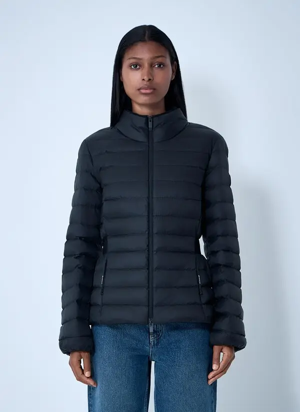 Moncler Verrerie Short Down Jacket - Black