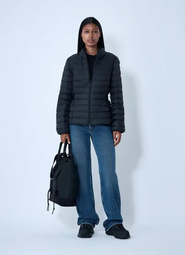 Moncler Verrerie Short Down Jacket - Black