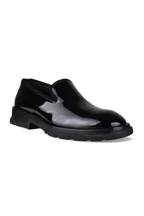 Alexander McQueen Slip-on Tread Loafers
