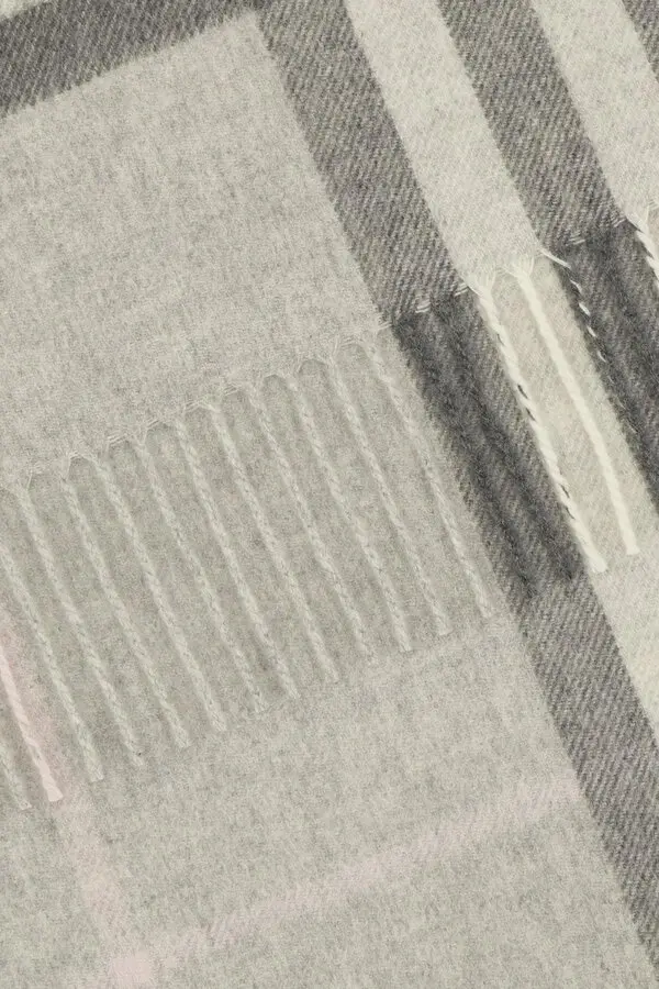 Burberry Accessories Scarves & Shawls - Multicolor
