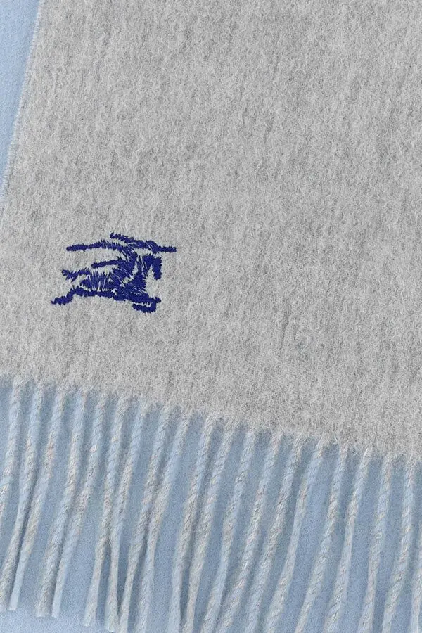 Burberry Light- Cashmere Reversible Scarf