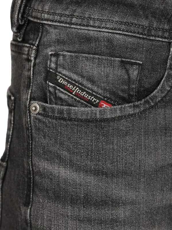 DIESEL® Regular Larkee Jeans