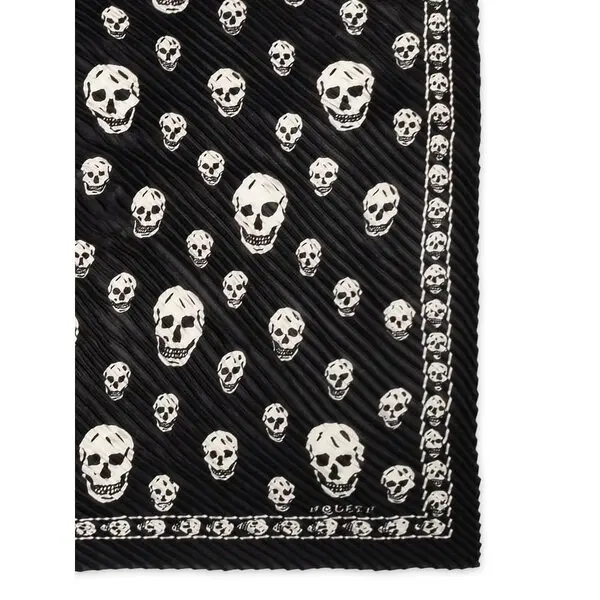 Alexander McQueen Scarves - Black
