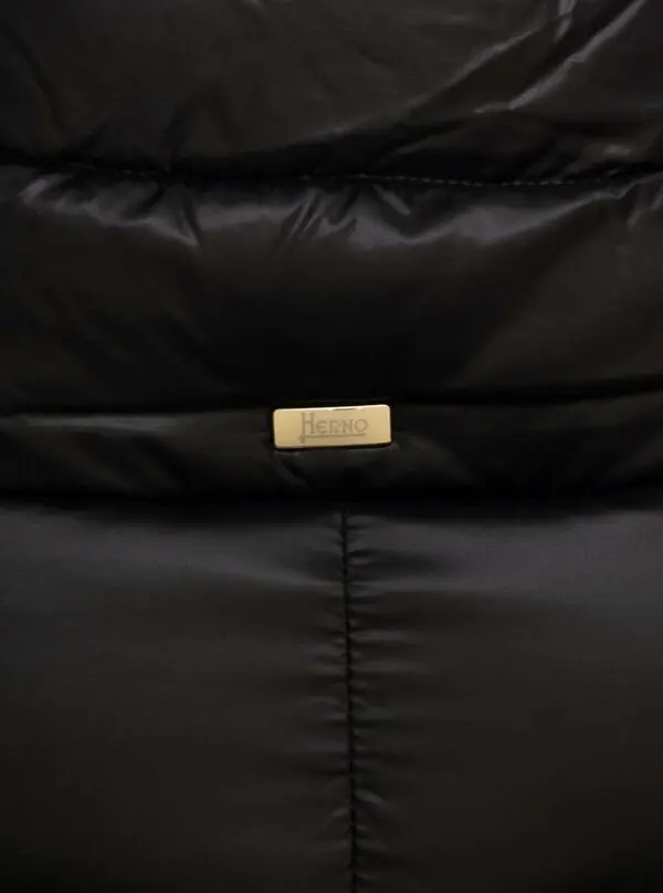 Herno High Collar Down Jacket In Tech Fabric - Black