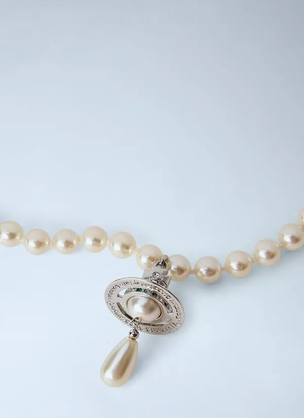 VIVIENNE WESTWOOD One Row Pearl Drop Choker