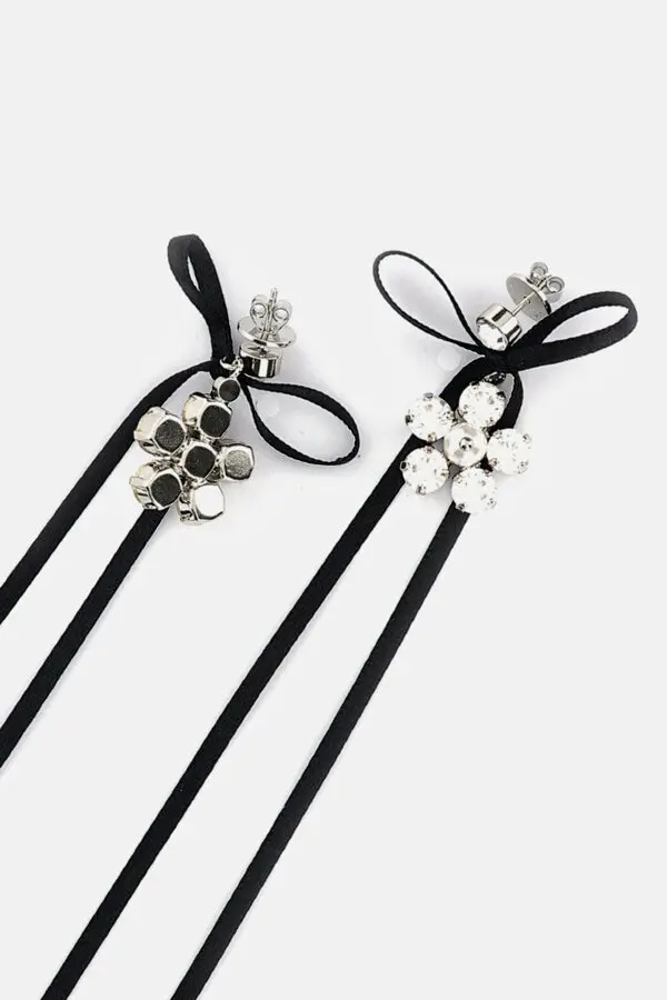 Simone Rocha Mini Daisy Drop Bow Earrings