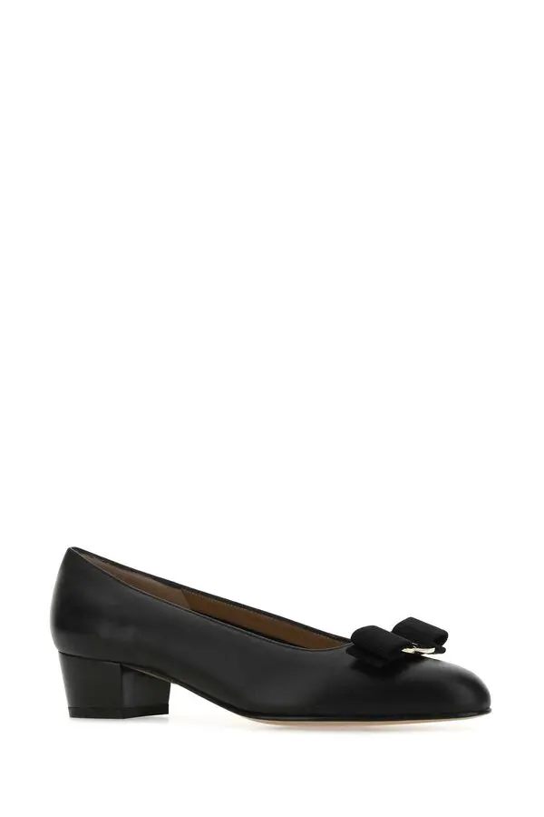 FERRAGAMO Leather Vara Pumps - Black