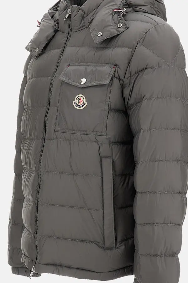 Moncler Verith Short Down Jacket