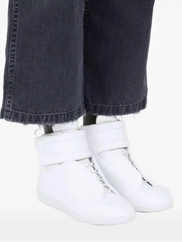 MAISON MARGIELA High Top Sneakers - White