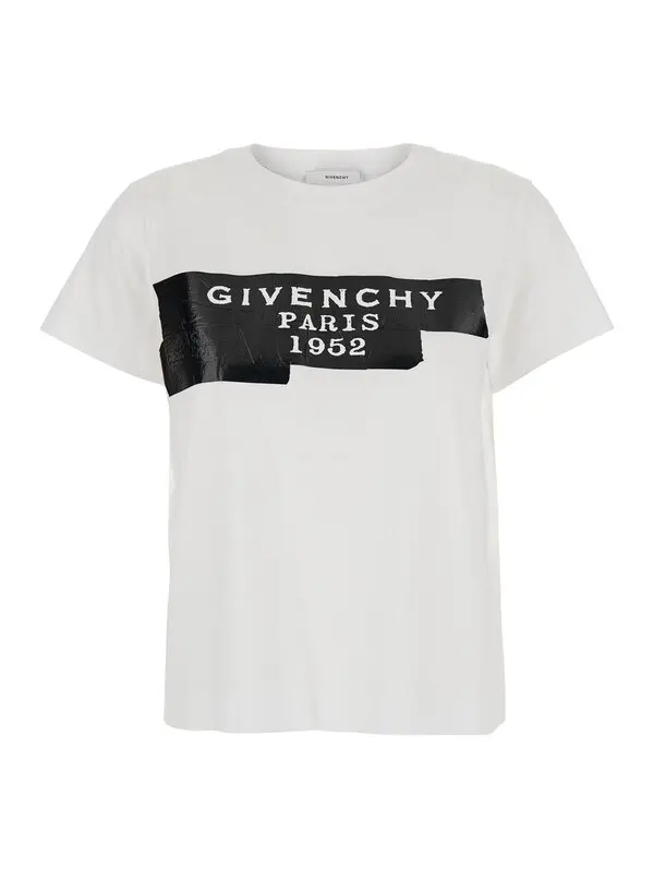 Givenchy T-shirt With Lettering Logo On The Front In Cotton - White