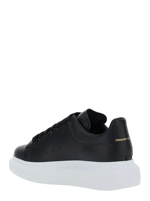 Alexander McQueen Low Top Sneakers With Logo Lettering On Tongue And Heel In Leather For - Black