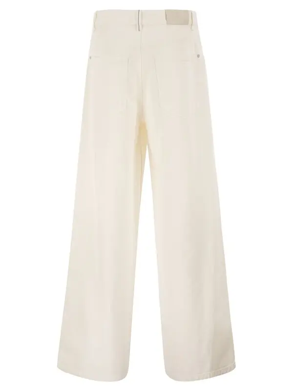 Brunello Cucinelli Relaxed Trousers In Dyed Denim - Cream
