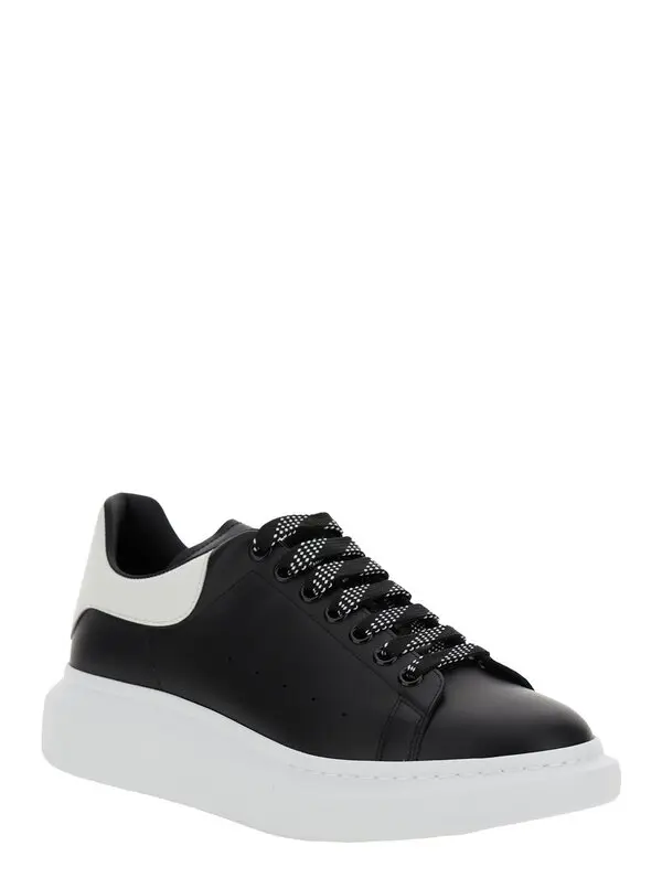 Alexander McQueen Low Top Sneaker With Logo Lettering On The Tongue In Leather For - Black
