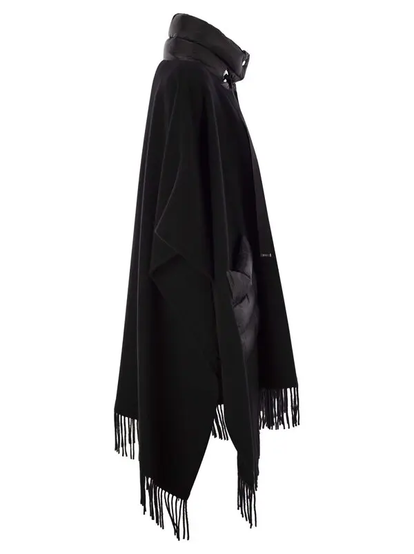 Herno Warmy And Ultralight Nylon Poncho - Black