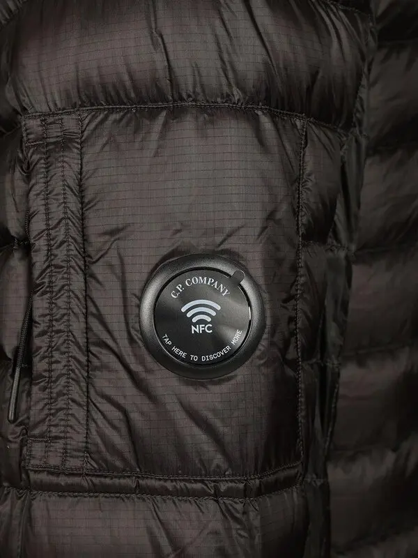 C.P. COMPANY D.d. Shell Lens Jacket - Black