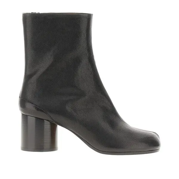 MAISON MARGIELA Tabi Leather Ankle Boots - Black