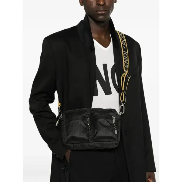 Fendi Ff Logo Jacquard Shoulder Bag - Black