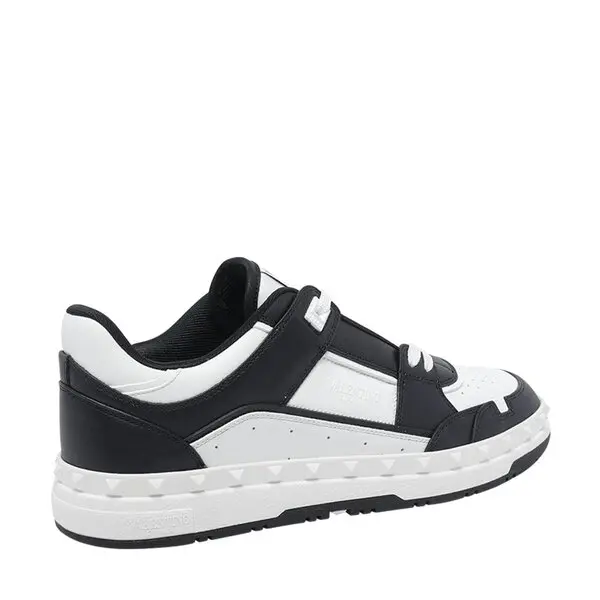 Valentino Garavani Freedots Sneakers - Black