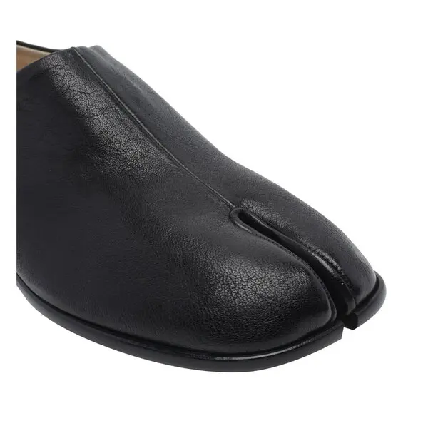 MAISON MARGIELA Tabi Loafers - Black