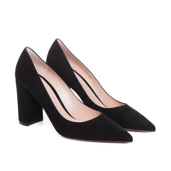 GIANVITO ROSSI Piper Pumps - Black